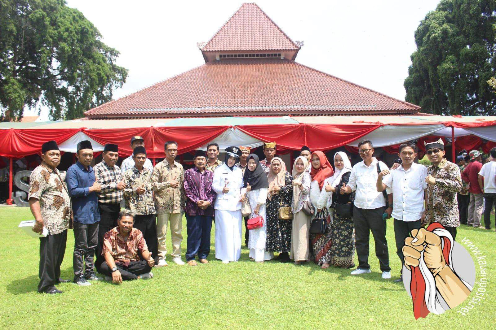 Ir. Yulia Herlina Dilantik Oleh Bupati, Jabatan Kepala Desa Bayu ...